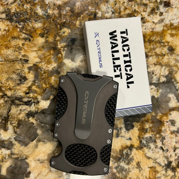 Accessories | Extremus Tactical Wallet In Excellent Condition | Poshmark